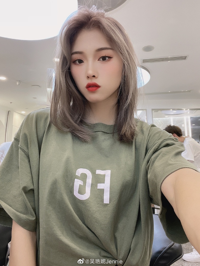 Beauty haunts!Zigong female trapeze Wu Yanni rushes to the National ...