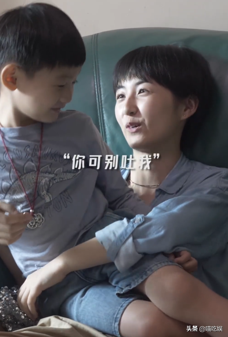 The male actor has repeatedly spit on Zhang Zifeng's face, the director ...
