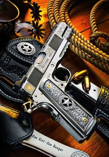 Don't look at the appearance of this magical modification of M1911 ...