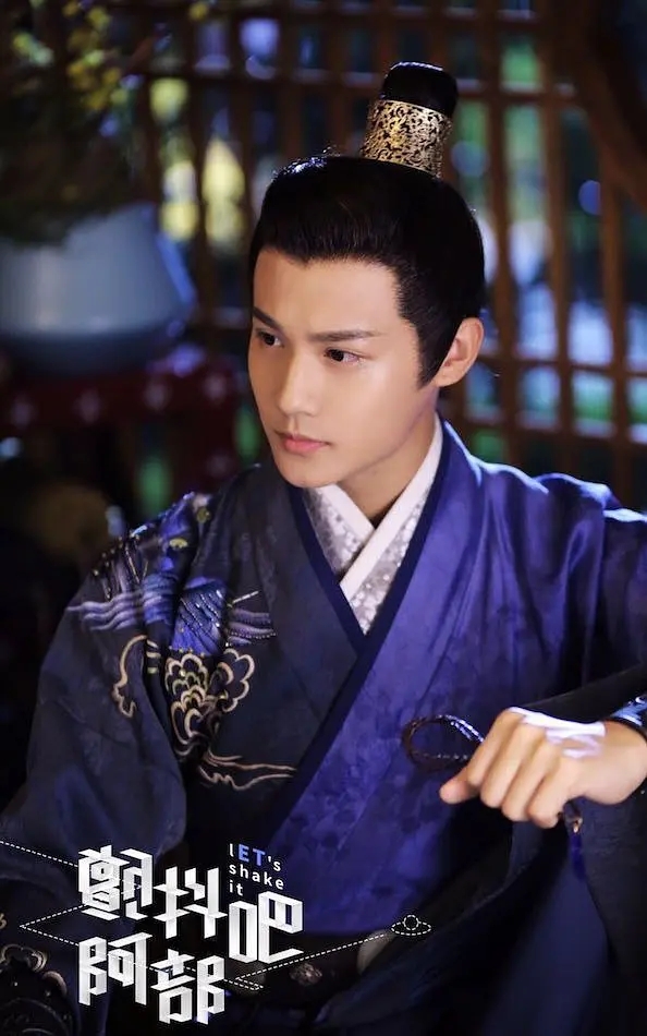 Zheng Yecheng has a new costume again, the new drama has a strong ...