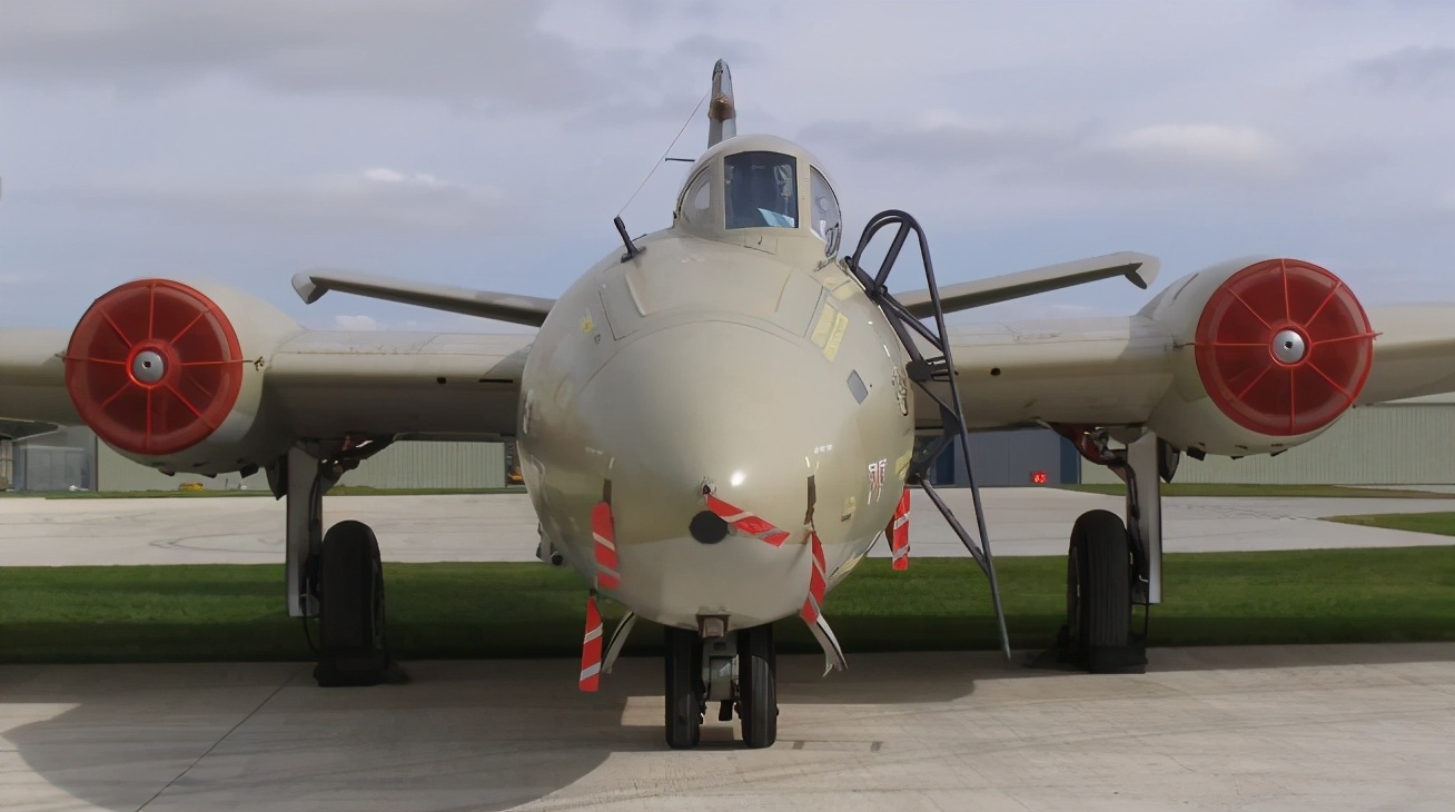 The British Magical Reconnaissance Aircraft: Helpless to make the ...