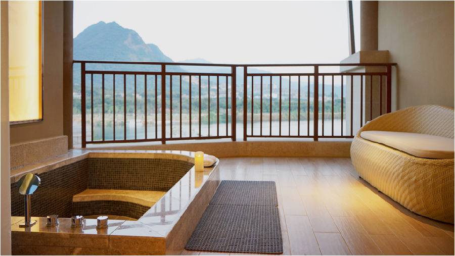 Forest Sea Hot Spring Resort Hotel, Zengcheng, Guangzhou, a 2-day tour ...