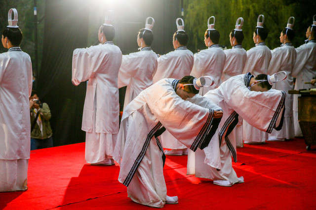 Explain in detail the mystery of the origin of the word "Hua Xia ...