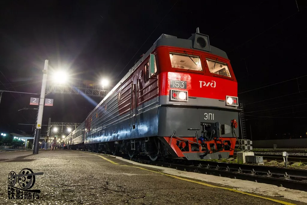 Russian train operating in China-the "Vostok" international train - iNEWS