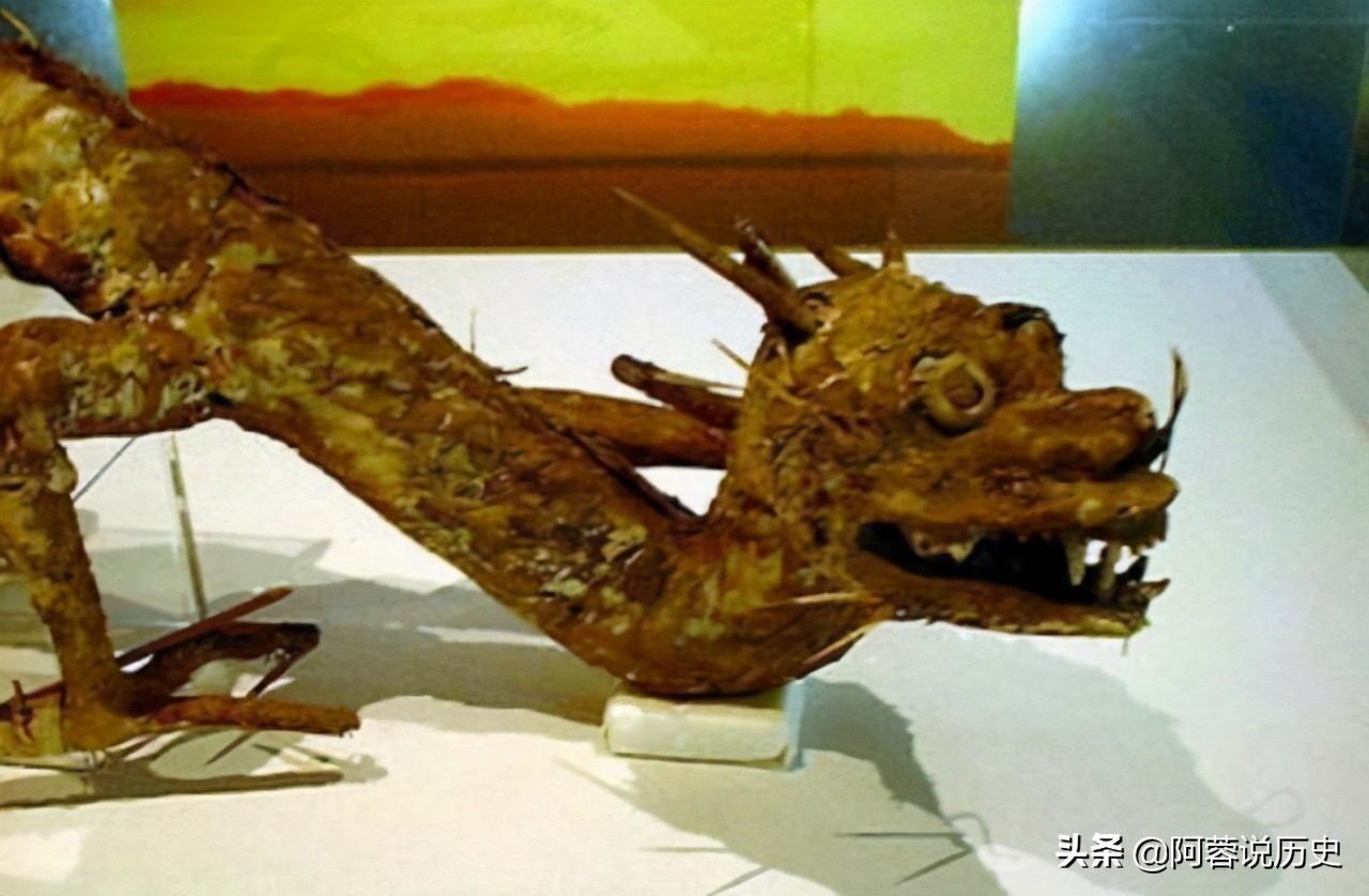 Two specimens of "real dragons" were discovered, one was enshrined in a ...