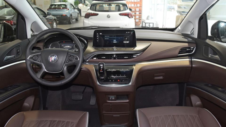 The Buick GL8 is too business, and the Roewe iMAX8 that takes care of ...