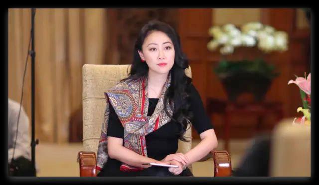 Fu Xiaotian, host of Phoenix TV, a goddess with grace and charm - iNEWS