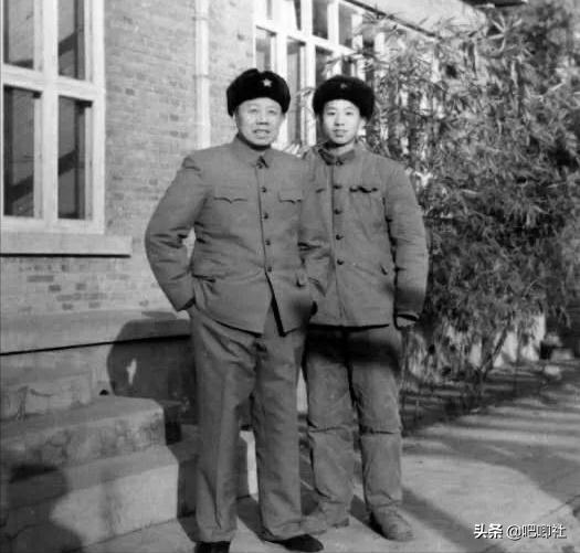 Wang Hongkun wanted to be re-appointed as the 6th vertical political ...