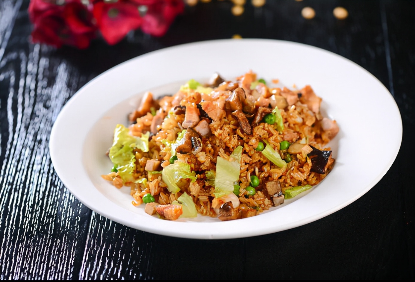 Sea cucumber fried rice with sea cucumber, balanced nutrition, strong ...