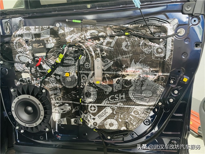 Sound insulation improves the comfort of the passenger compartment ...