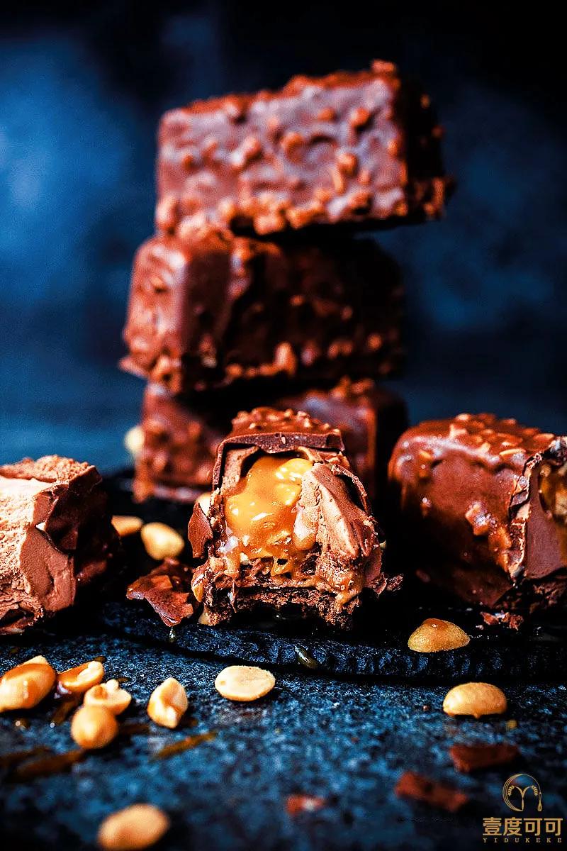 Can't hide it!New Internet celebrity chocolate bar goes online: a ...