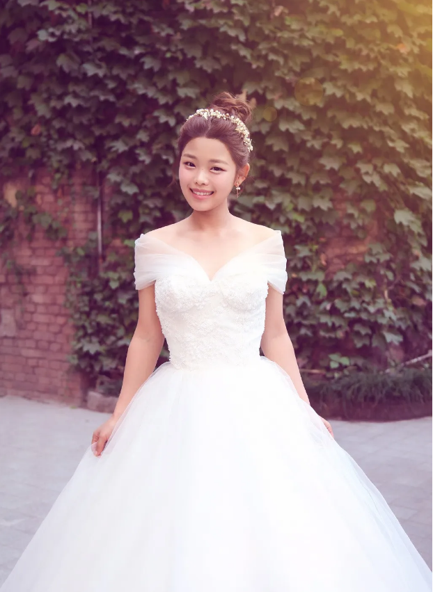 Wang Shasha, 29-year-old acting mother and known as "earth and ugly ...
