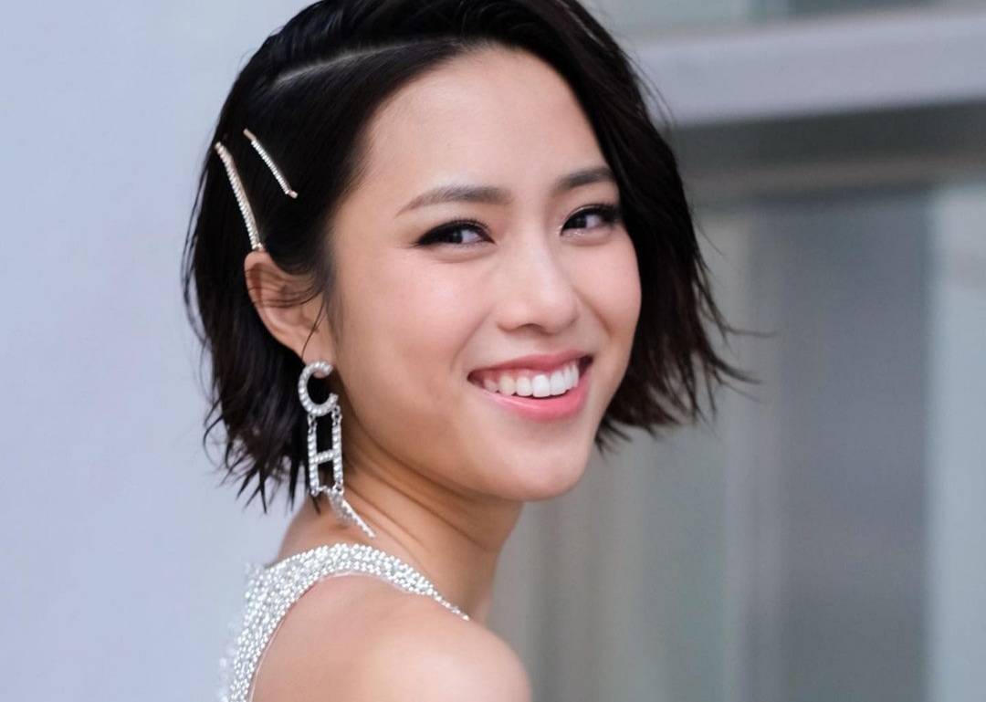 TVB Xiaohua Chen Shixin officially announced her marriage, a large ...