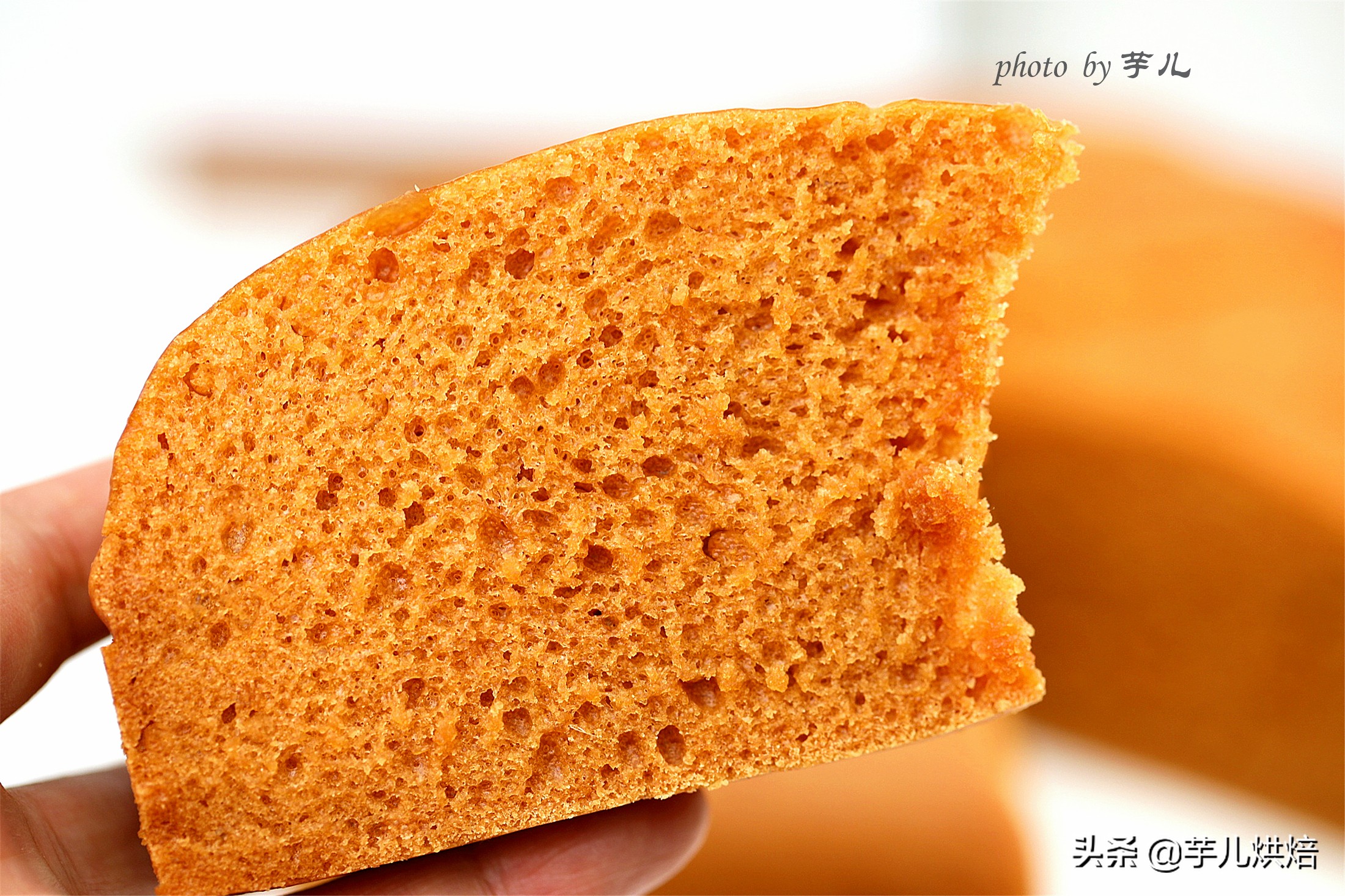 Teach you to make brown sugar mala cake at home. The method is detailed ...