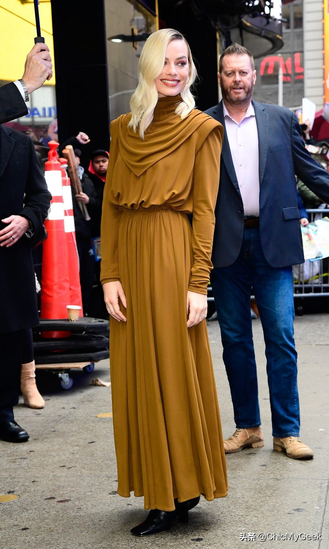 The new generation of Hollywood goddess Margot Robbie: From Harley ...