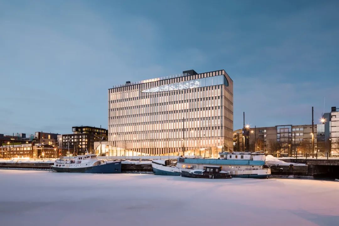 "Supercell", valued at tens of billions of dollars, moved into the ...