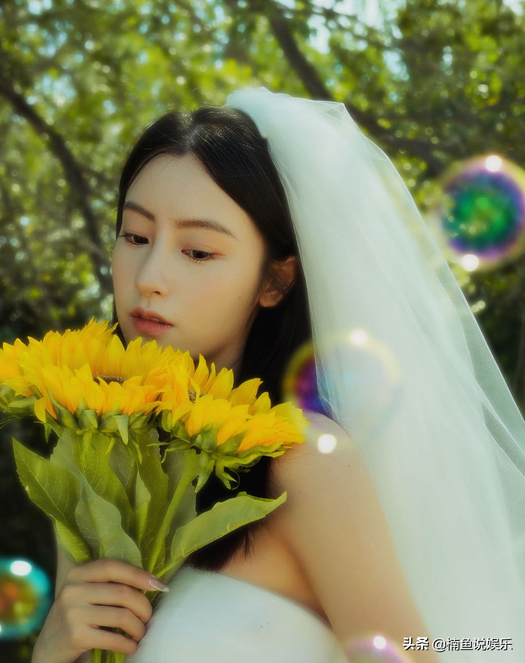 Mao Xiaohui's wedding dress is beautiful, and Xie Hang is played in the ...