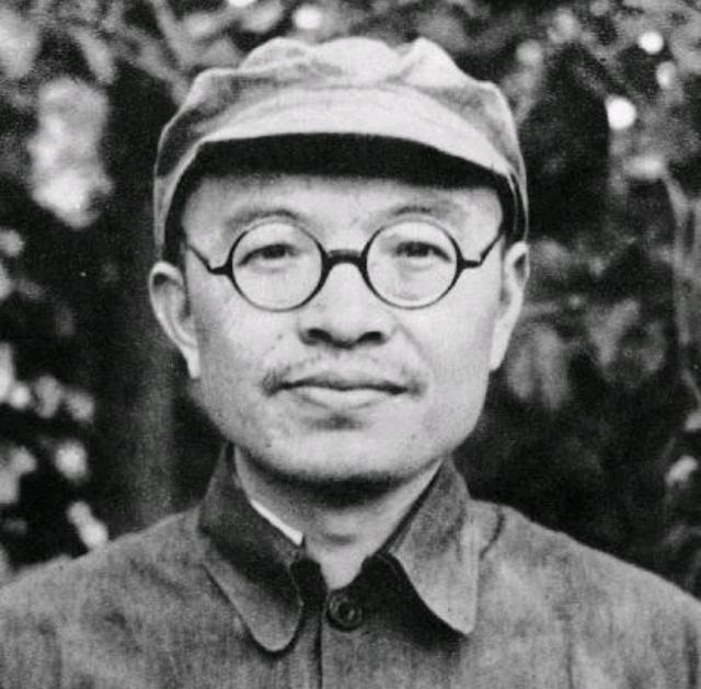 Bogu explained that Qu and He stayed in the Soviet area for treatment ...