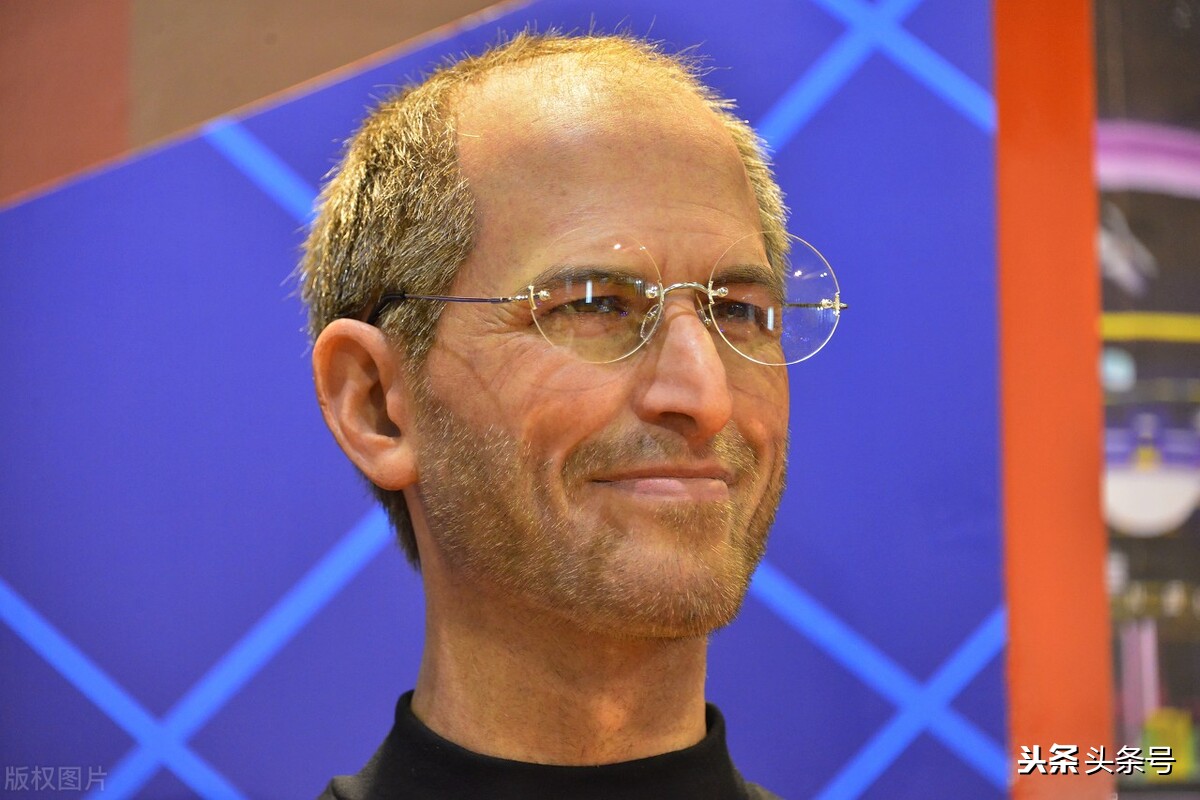 Apple founder: Jobs - iNEWS
