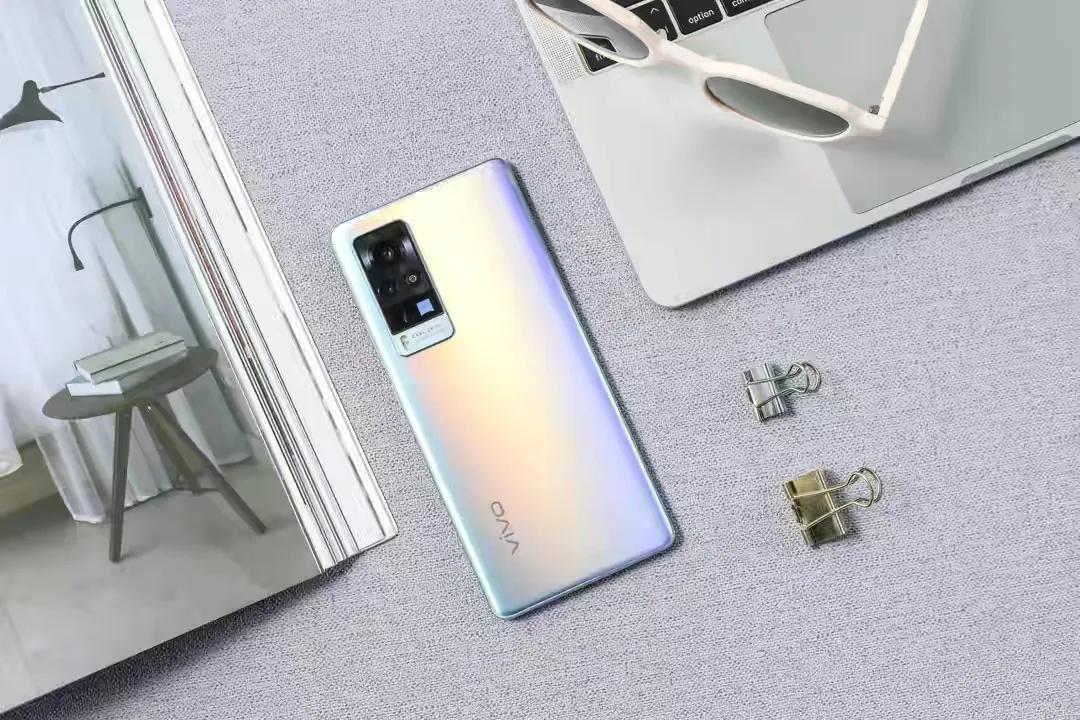 Vivo X70 series exposed, with self-developed ISP chip + third ...