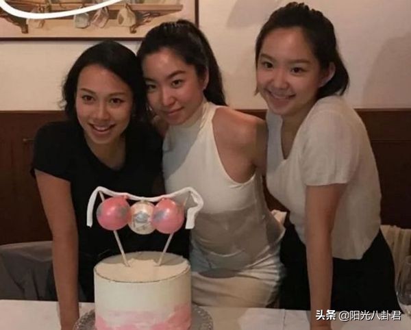 Li Lizhen's recent photo changed, his boyfriend was like Chen Haomin ...