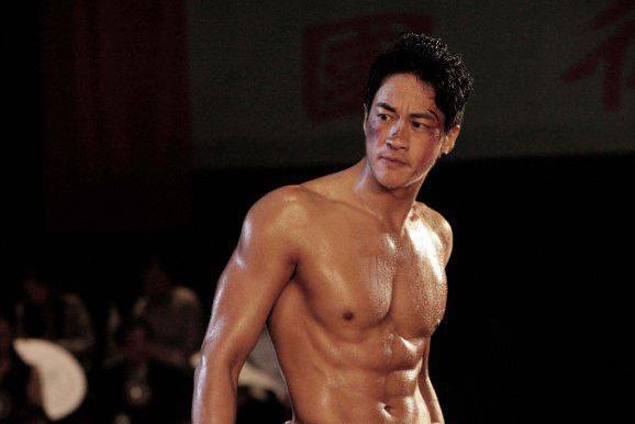 Chen Xuedong is "hidden deep", his eight-pack abdominal muscles are ...