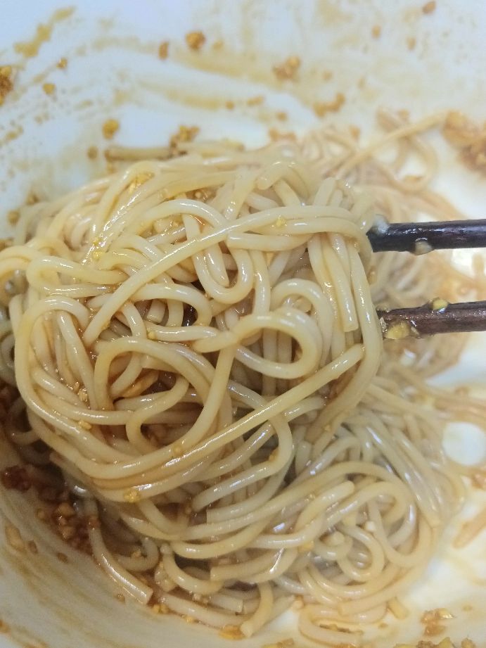 [Lard Mix Noodles] A simple home-cooked method of Hunanese, get up ...