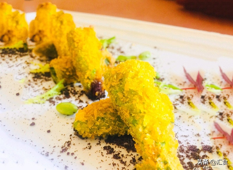 Crispy Snowflake Beef Short Ribs, Crispy Golden Sand Lotus Leaf Roll ...