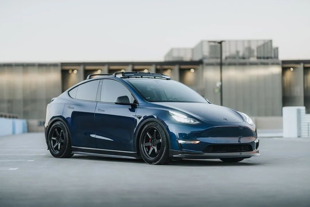 Electric car modification depends on Tesla!The modified Model Y turns ...