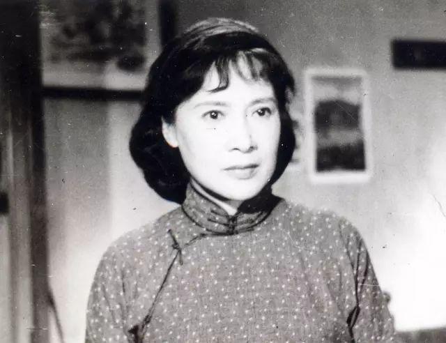 The 100-year-old legendary actress Qin Yi: Two marriages are not happy ...