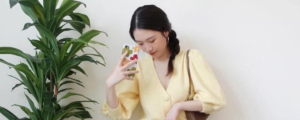 Goose yellow is sweet to reduce age, can you wear it with a dark yellow ...