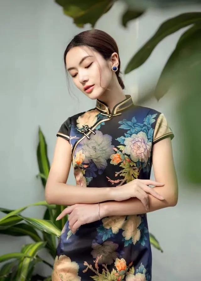 Do you want to have the beauty of cheongsam? Style of cheongsam (collar ...
