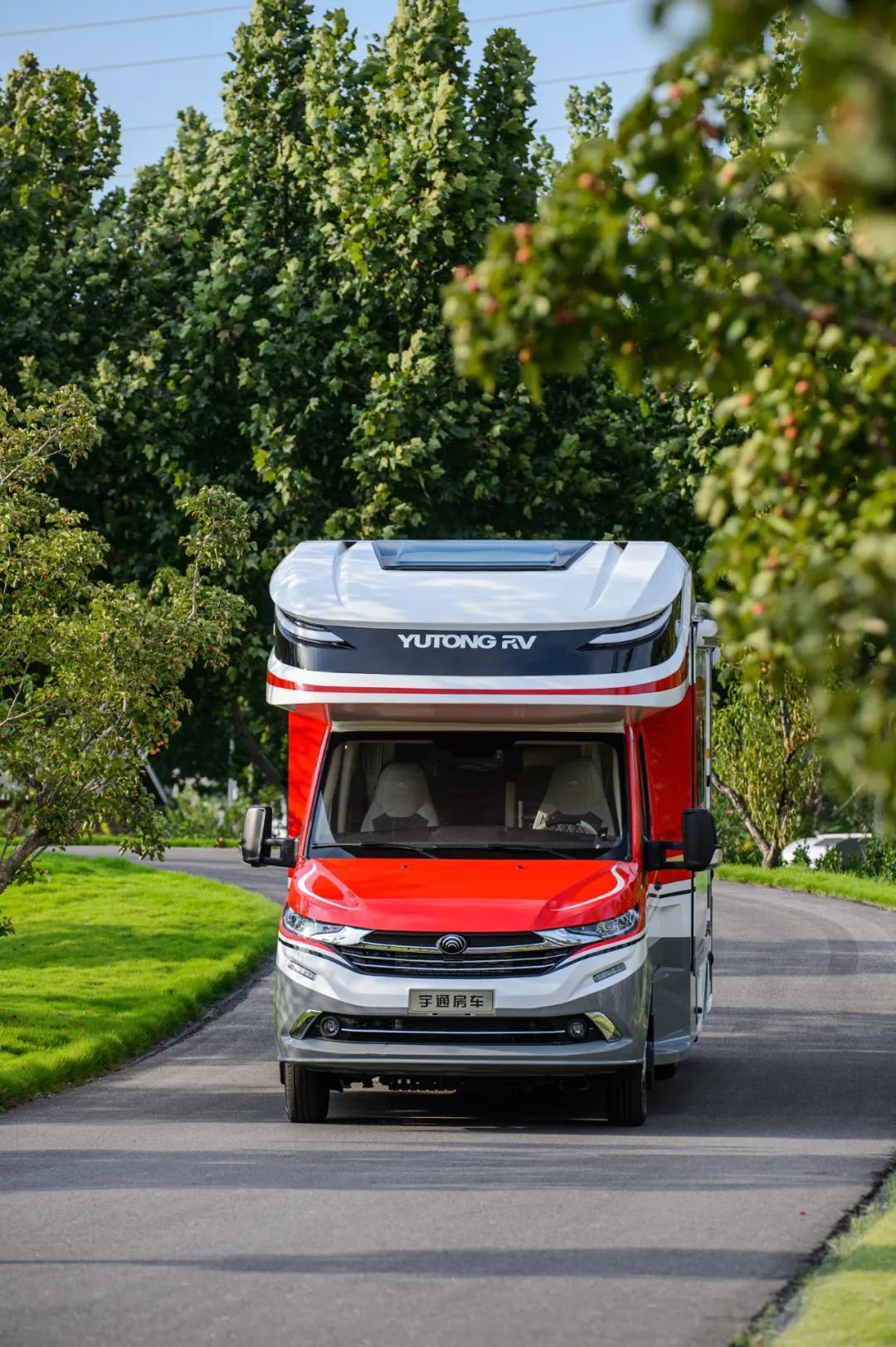 Yutong's "Yonghe" series of RVs go online, Peking Opera facial makeup ...