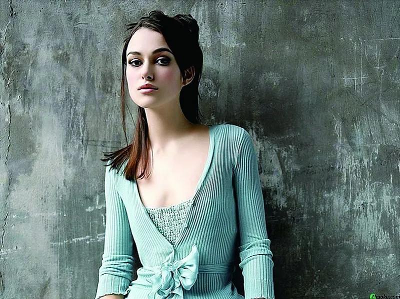 English Rose: Keira Knightley - iNEWS