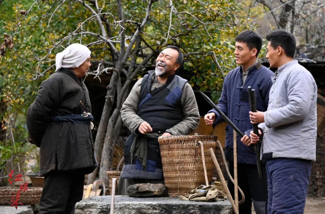 "Red Flag Canal" CCTV's new actor Chen Che is eye-catching - iNEWS