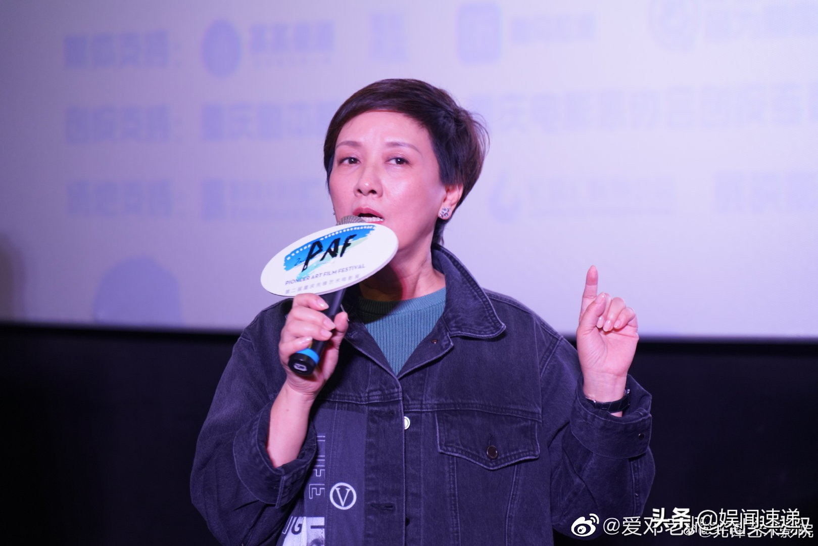 61-year-old Yang Liping and 62-year-old Deng Jie, the gap between ...