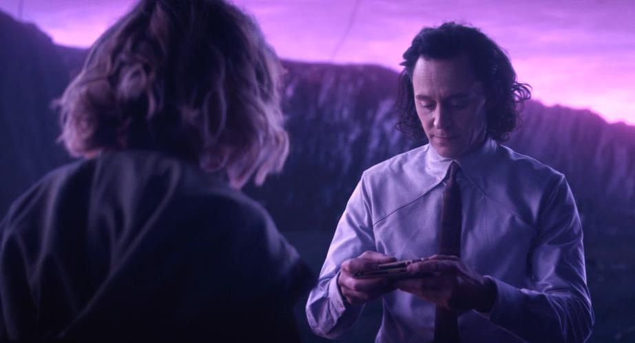 "Loki": After the time controller is damaged, how does Loki escape from ...