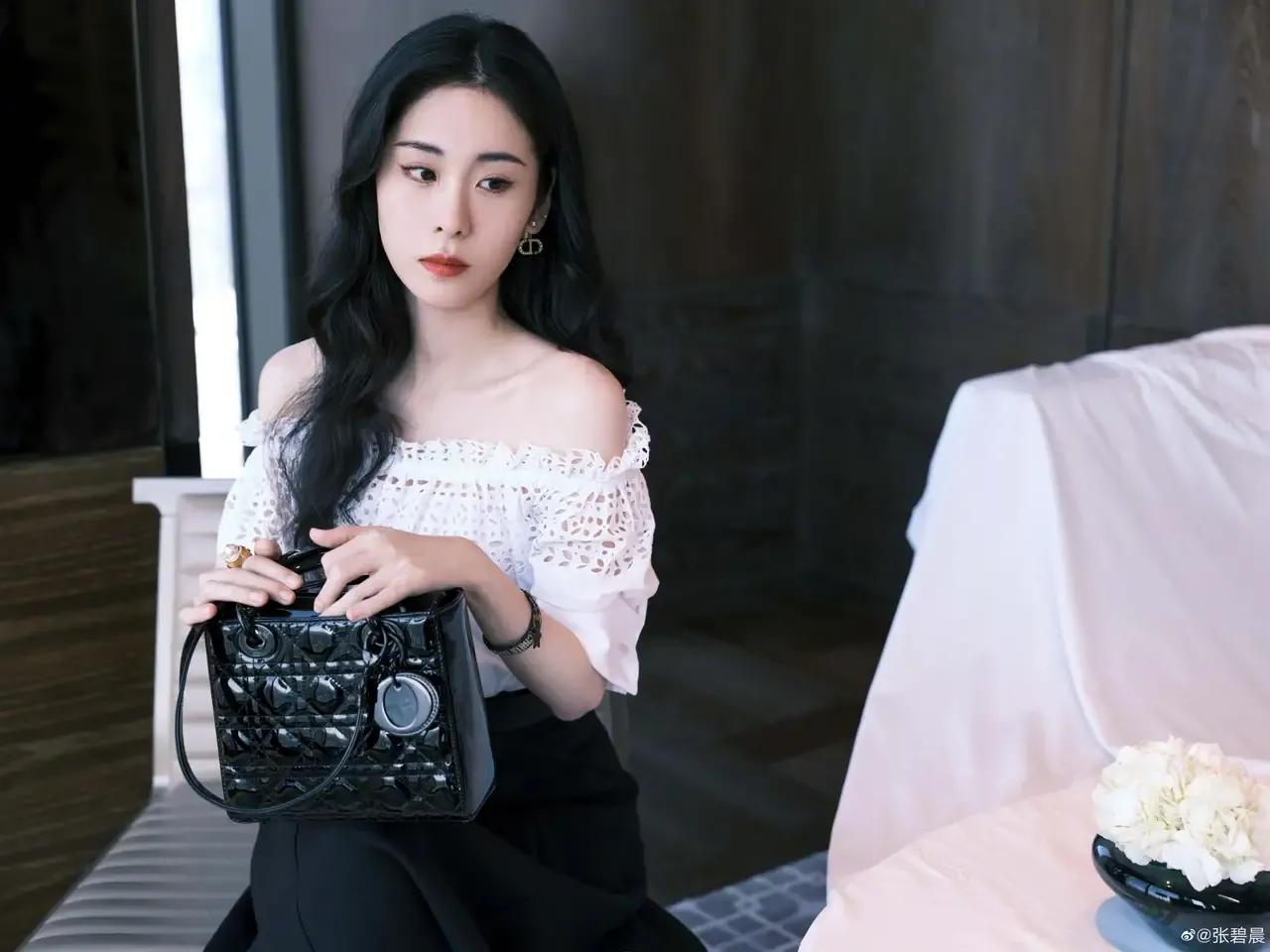 Zhang Bichen, a real strong man, is good at finding light from ...