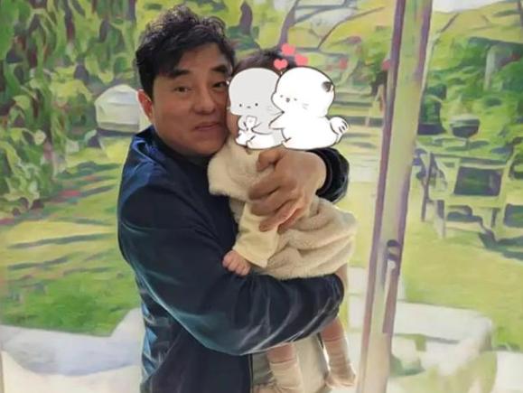 57-year-old Lu Fang came back after becoming a father, and had been in ...
