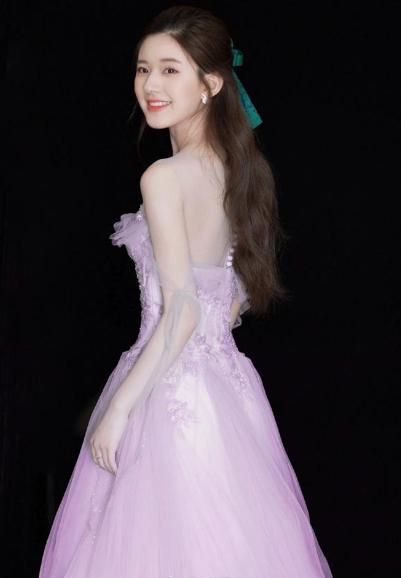 Sweet Princess Zhao Lusi Photo Album - iNEWS