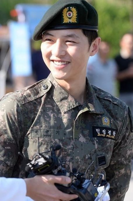 Photo of a handsome Korean star joining the army, which one do you ...
