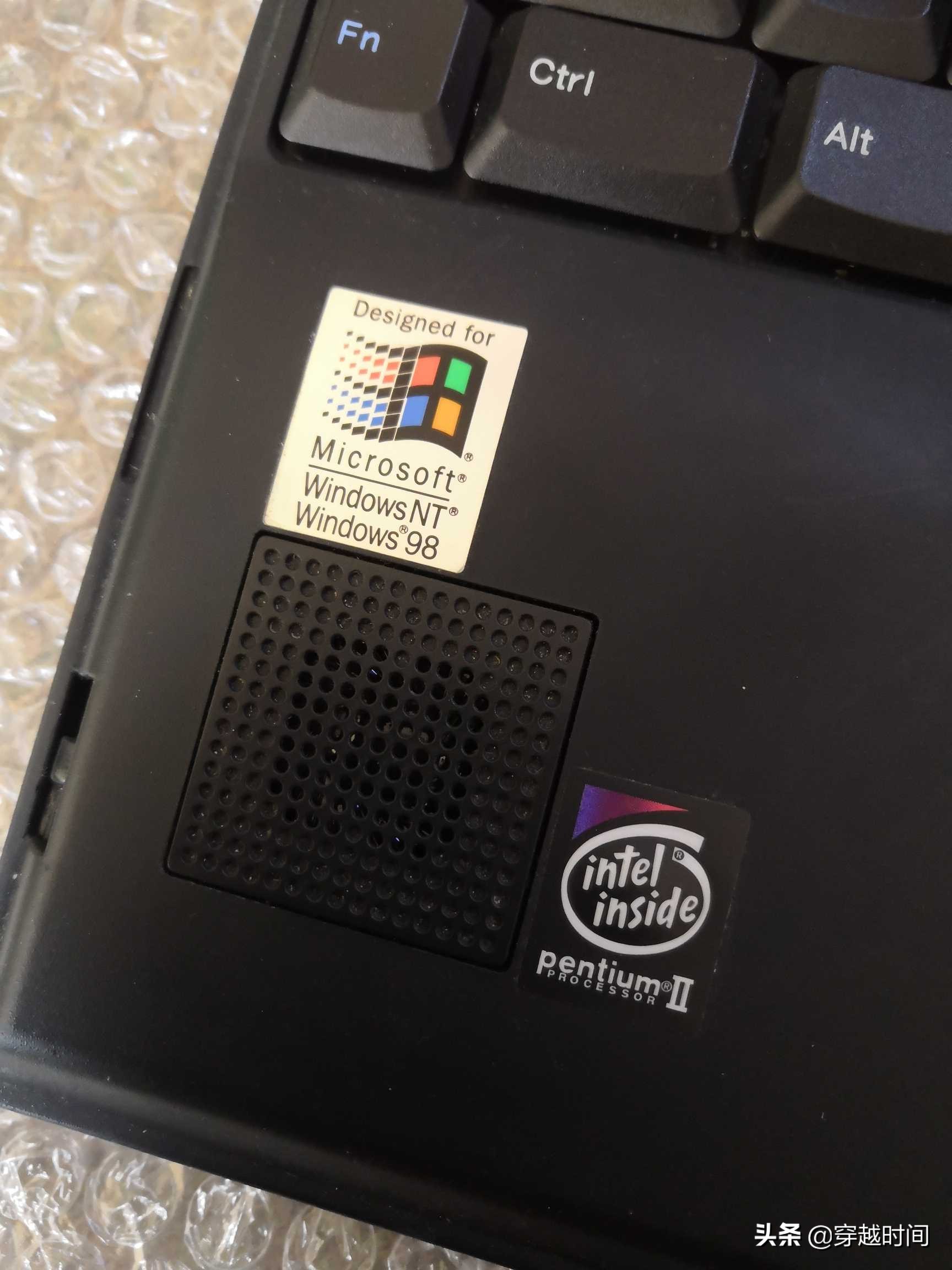 Traveling through time, look at the classic notebook with the largest ...