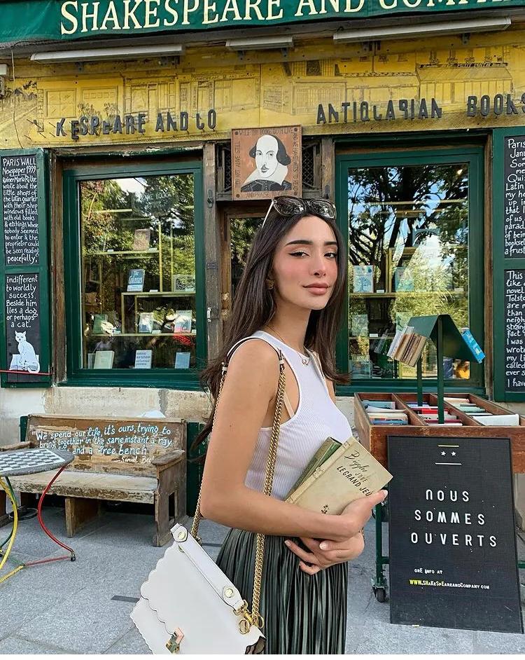 Internet celebrity model Erika Hauser - iNEWS