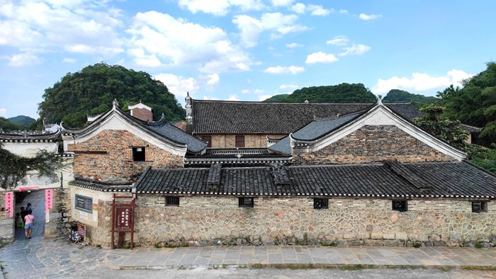 Self-driving tour to explore the thousand-year-old ancient village, the ...