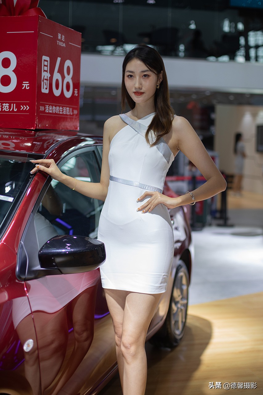 Beautiful car models are naturally beautiful (8) - iNEWS