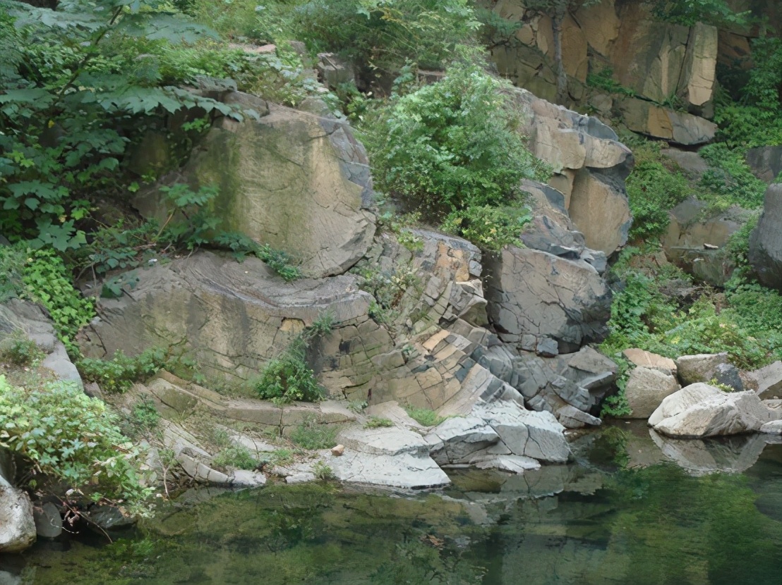 Mount Tai is known as the head of the Five Sacred Mountains. There are ...