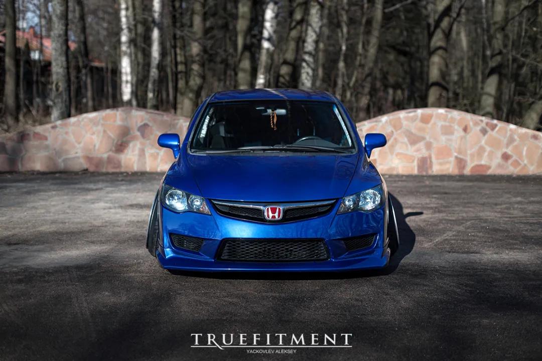 The 8th generation Civic is always a little older, but it is full of ...
