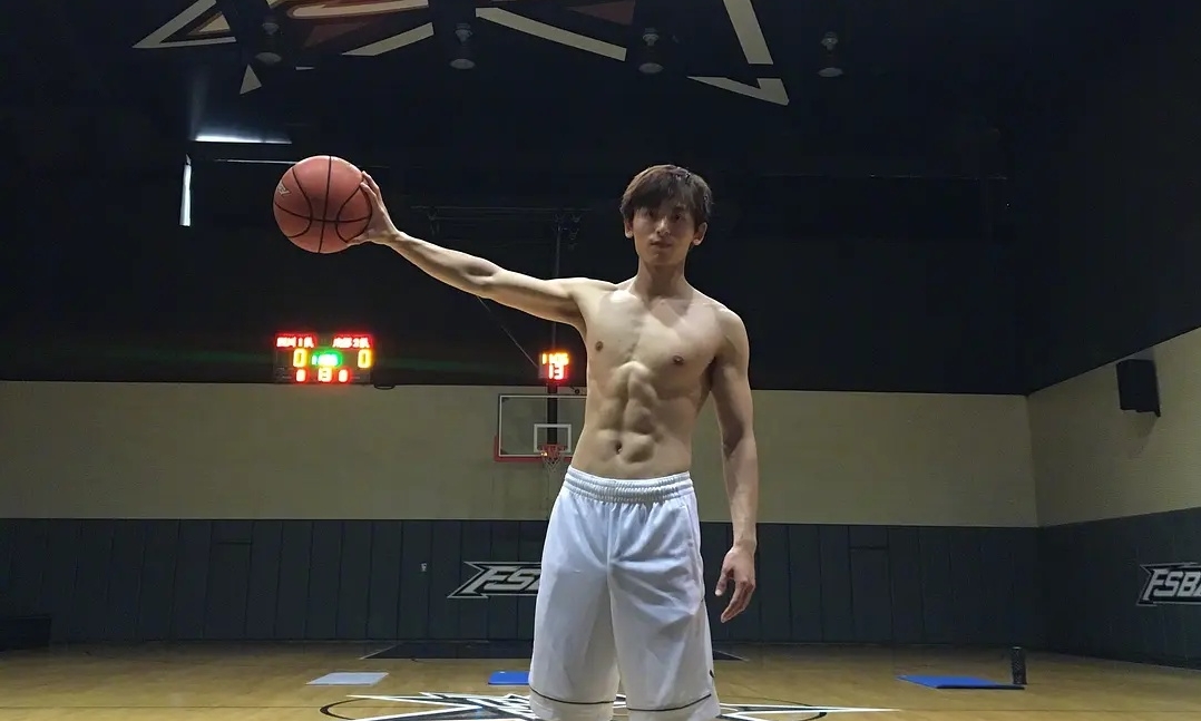 Zhang Zhehan was exposed to propose to Wang Peiwen?Hua Chenyu and Wu Yifan collapsed houses one ...