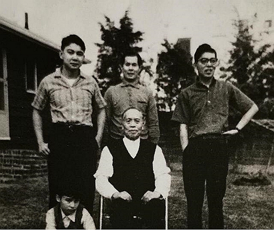 In 1990, Li Zongren passed his wife's 100th birthday, and his son Li ...