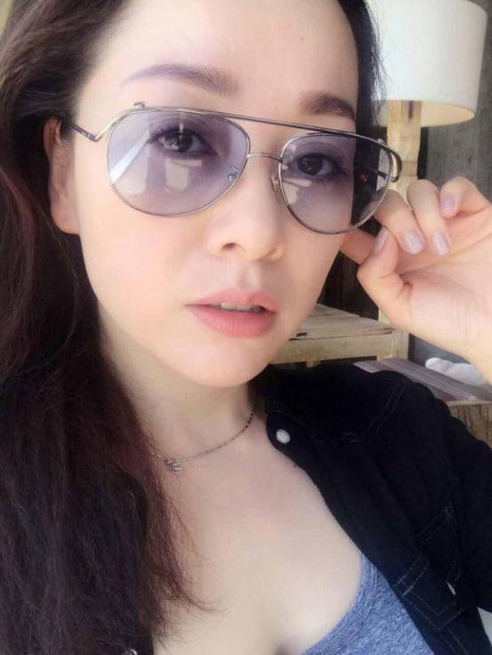 The 8th version of Xiang Fei, her eyes and veins are affectionate and ...